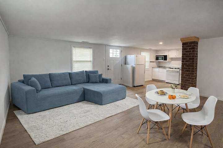 A Breezy Beachside Retreat - Fairfield, CT