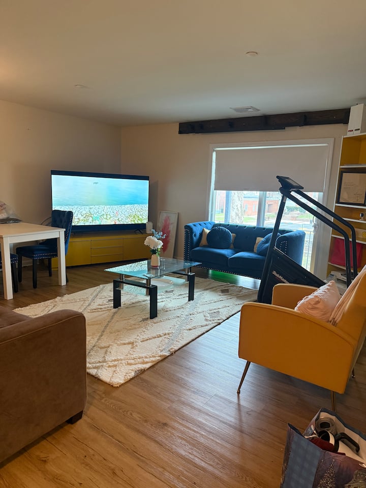 Stylish 2br Close To Rutgers & Airport - Elizabeth, NJ