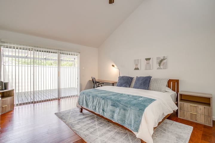 Central Dfw Stay – Minutes To Everything! - United States