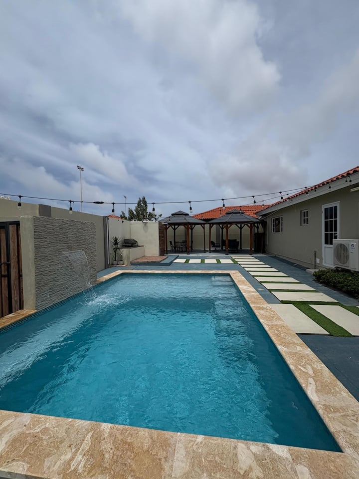 Dushi Aruba Villa-3bdr-pool -Central Location - Aruba
