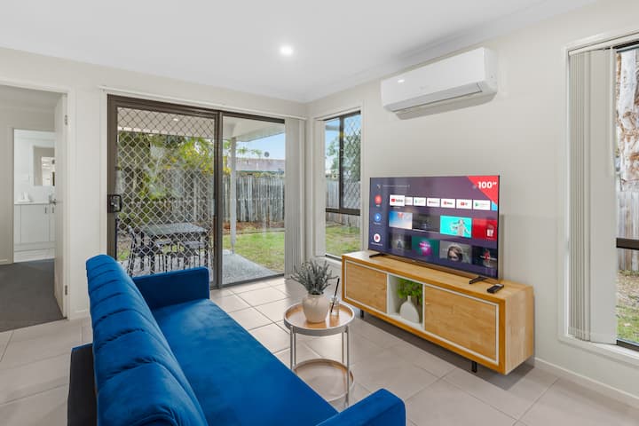 Spacious Family Retreat| Near Hospital & Hyperdome - North Coast