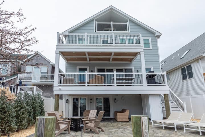 Luxury Lagoon Retreat With Private Dock - Point Pleasant Beach, NJ