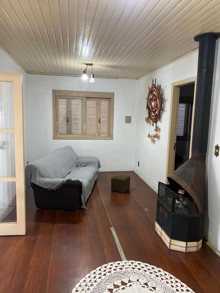 Casa Confortável E Espaçosa Para Você! - Farroupilha