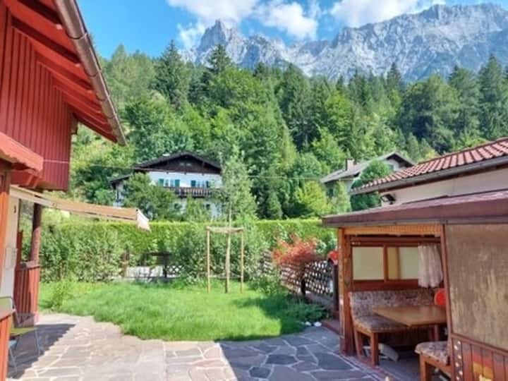 Häuschen Kunterbunt (270761) - Mittenwald