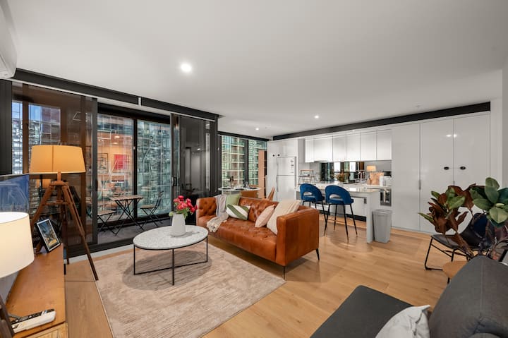 Cbd Luxe 3br King | Pool Gym Bbq | Free Parking - Melbourne