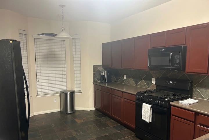 Luxury Houston Tx Retreat - Sandy Point, TX