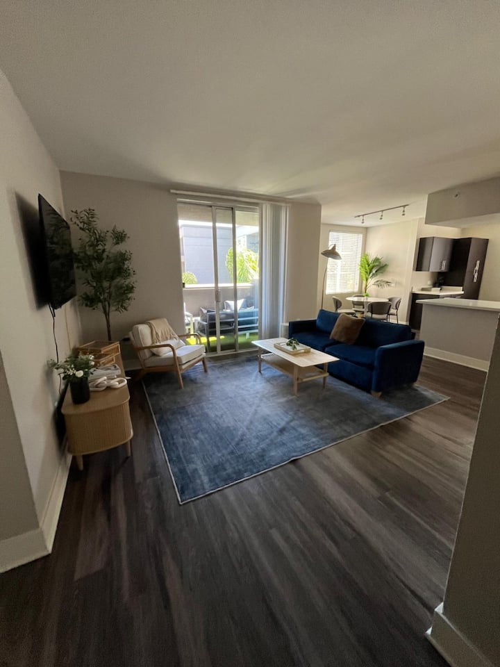 Modern 2-bedroom Apartment In Santa Monica, Ca - Santa Monica, CA