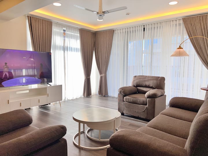 Luxury 3br Penthouse With Ocean View & Sunset Deck - Maldives