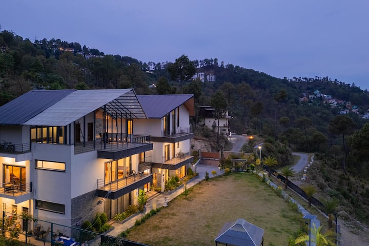 Stayvista At Suvas Villa W/ Lawn, Bbq - Ranikhet
