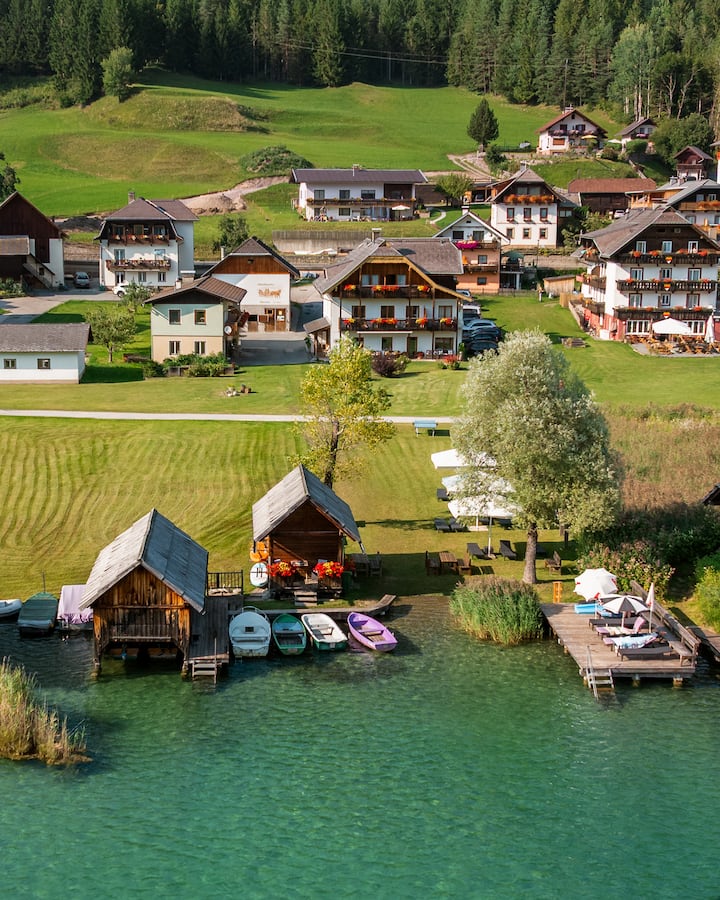 Ferienwohnung "Seeseiten" 
Gästehaus Nemast - Weißensee
