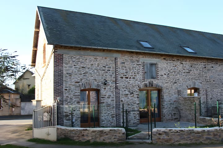La Charreterie -Ferme La Baconnerie - Saint-Lô