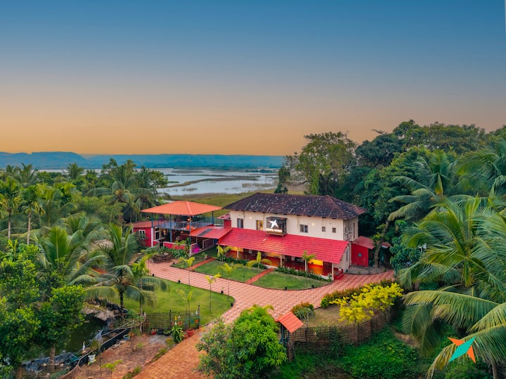 Entire Premium Homes In Kumta - Kumta