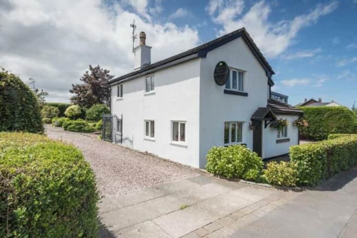 Luxury Rooms With Private Bathrooms And Entry. - Ormskirk