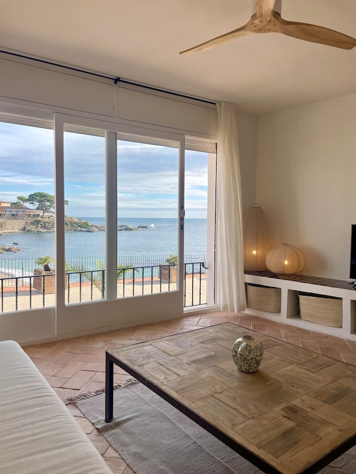 Apartamento En Primera Línea - Vistas Al Mar - Palafrugell