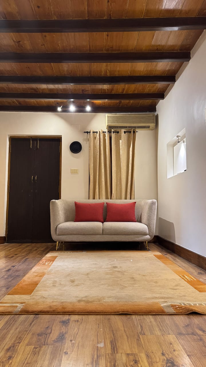 Elegant 3br Near Thamel & Durbar Marg - Kathmandu