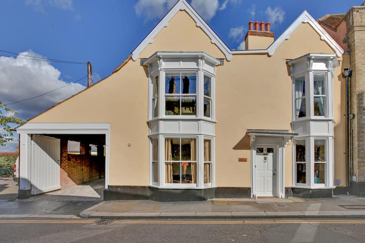 Finest Retreats | Josua, Maldon - Maldon