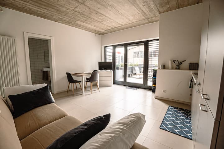 Modern Central Belval Rockhal / Parking - Esch-sur-Alzette
