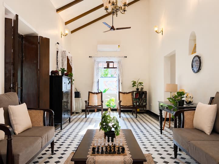 Heritage Portuguese 4b Villa Pvt Pool (Est. 1922) - Goa
