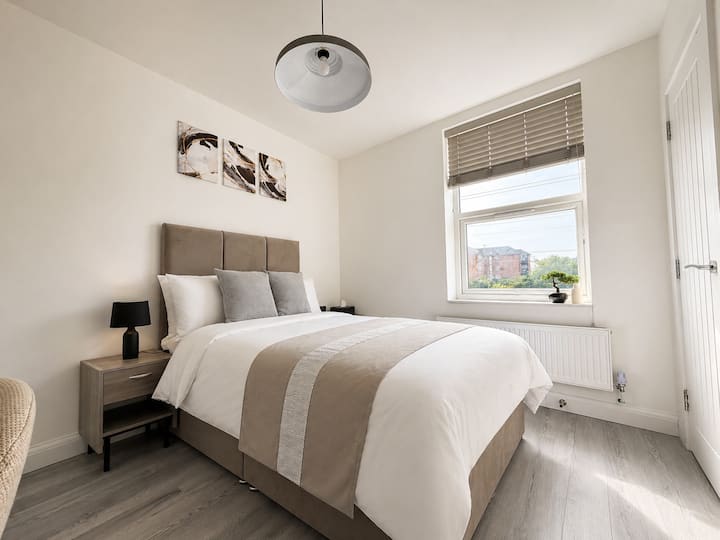 Modern Ensuite Room | 5 Min To Station | Central - Reading