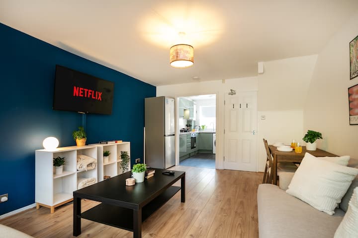 City Centre Home | Fast Wifi | Free Parking - Nottingham