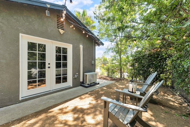 Private Studio Guest House + Private Yard - Thousand Oaks, CA
