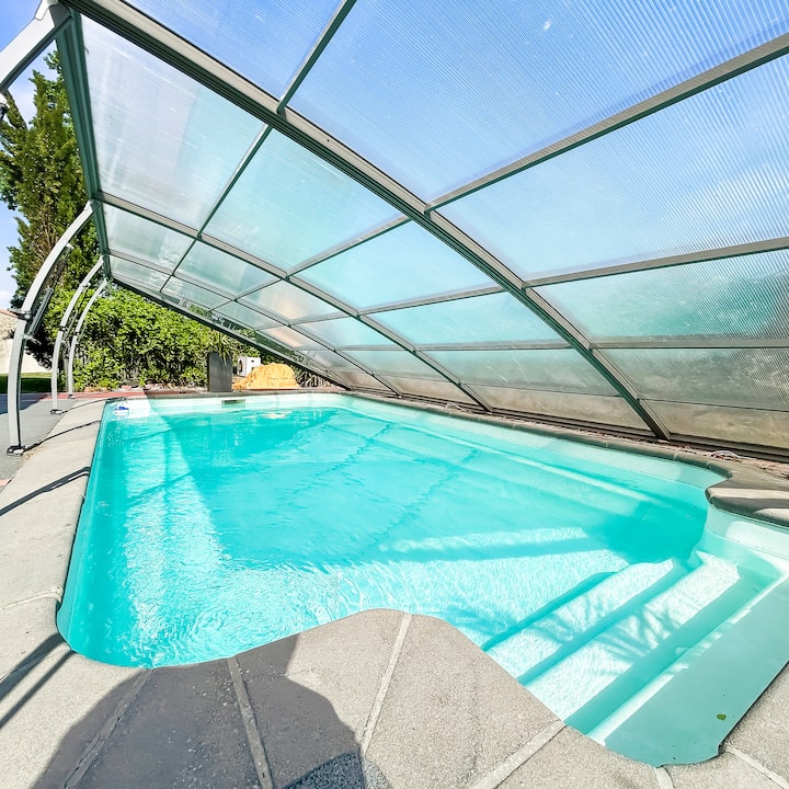 ÉLégante Maison Familiale, Terrasse & Piscine - Clisson