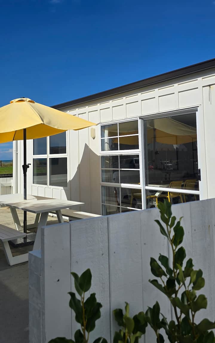 Beachfront Bach | Queen Bedroom - Waihi