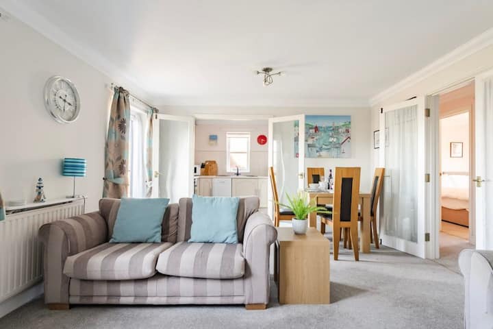 6 Victoria Court - West Runton
