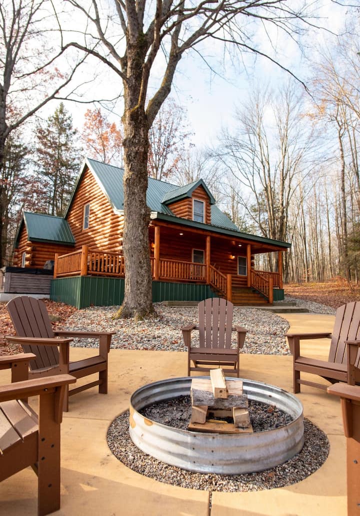 Peck's Lake Where You'll Enjoy Complete Serenity! - Evart, MI