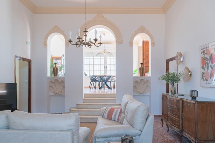 Villa Rosa: Chalet Amplio Con Encanto Y Piscina - Cullera