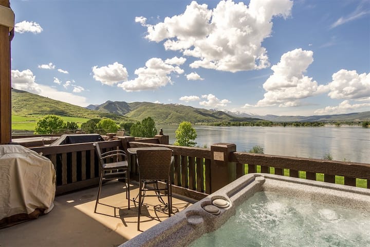 J&js Lakeside Retreat Ls63 | Hot Tub | Lakefront - Huntsville, UT