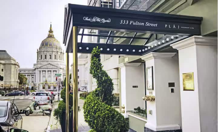 Inn At The Opera | Studio • Junior Suite - San Francisco, CA