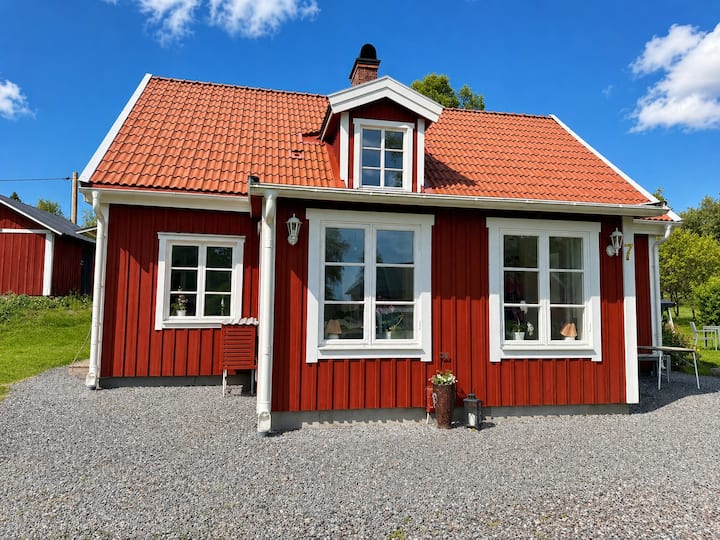 Charming Renovated Early 1900s Home Near Arlanda - Bålsta