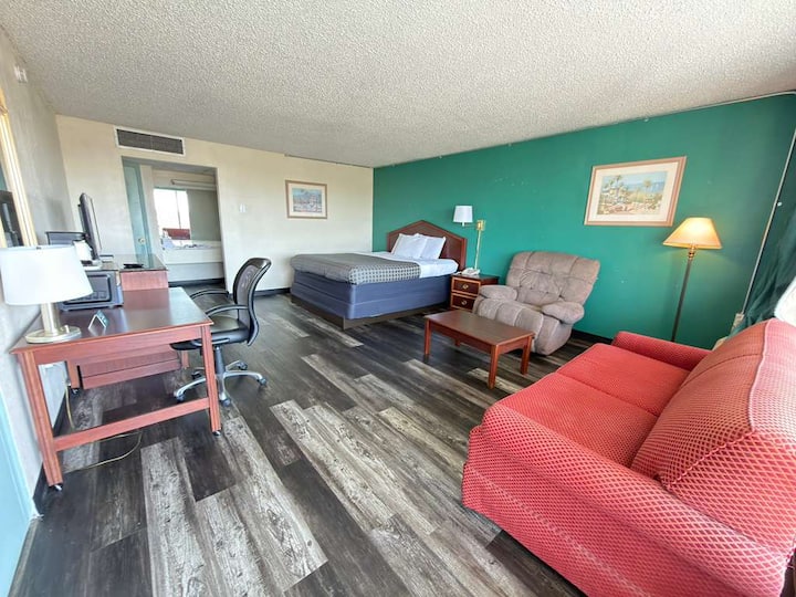 Junior Suite - Union City, TN