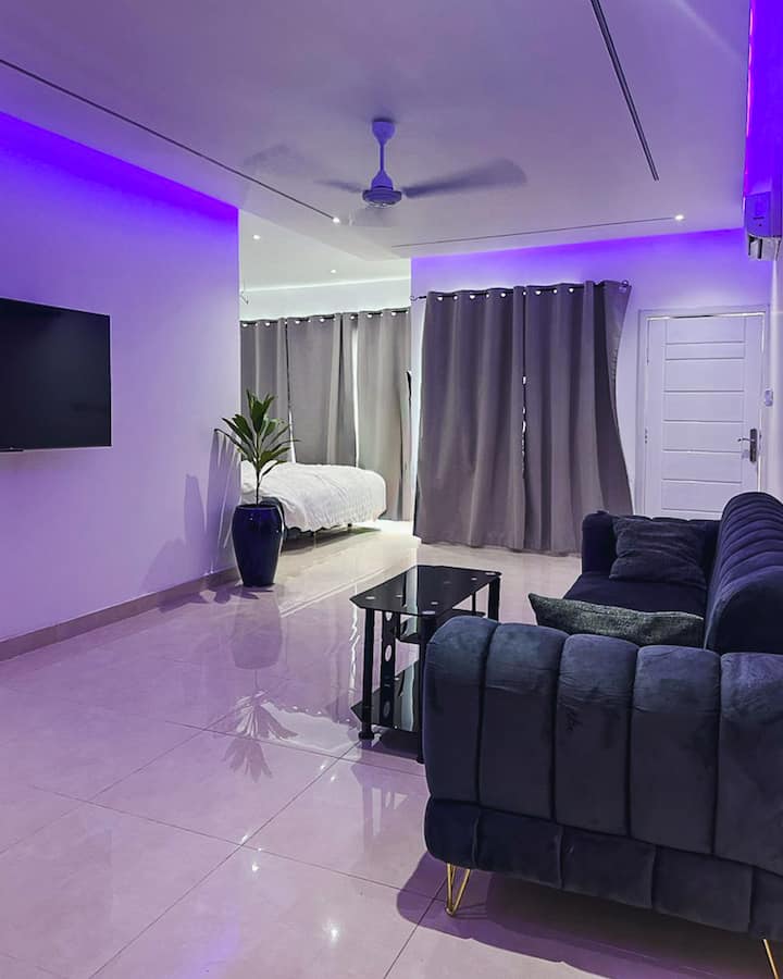 Modern Stay In Tantra Hills With Free Gym Access - Ghana