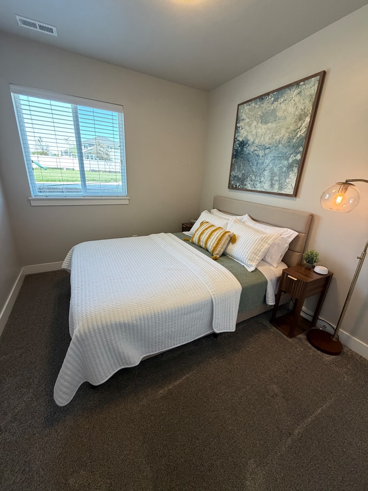 Lehi Modern Clean Cozy 2br In Upscale Neighborhood - Highland, UT