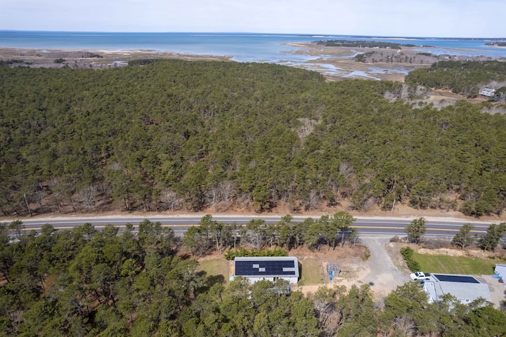Wellfeet Retreat - Wellfleet, MA