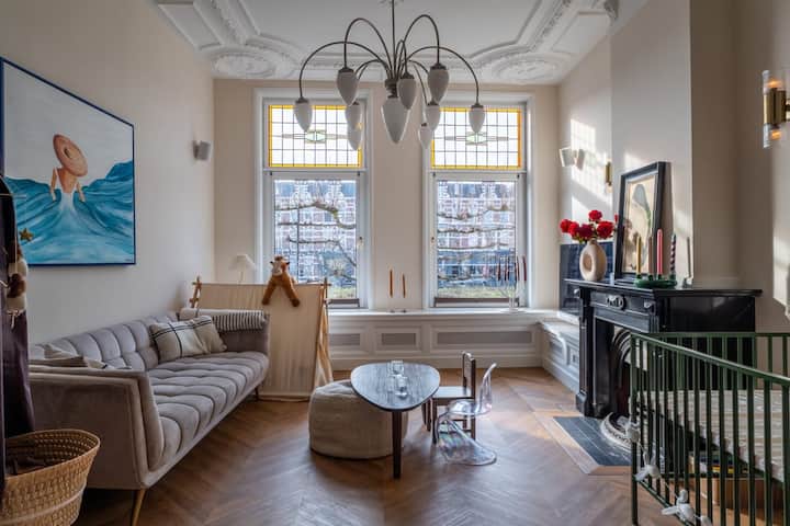 Ruime Maisonette Uit 1897 - Scheveningen