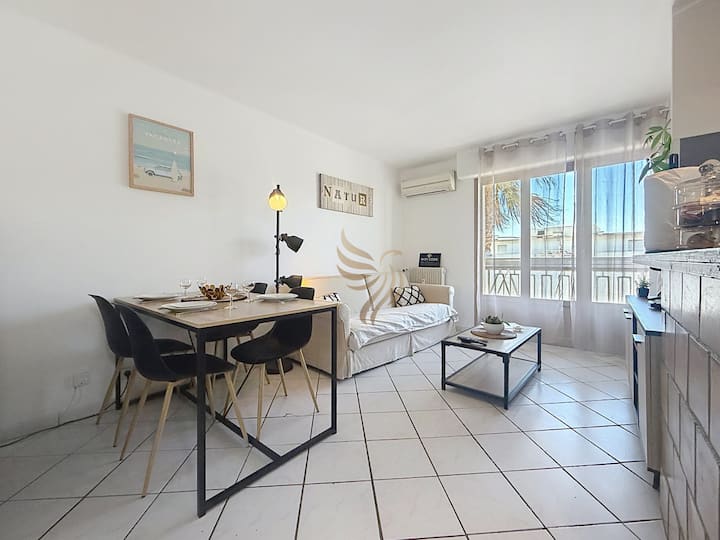 Latelier 713  T2 - 15min à Pied Des Plages - Fréjus