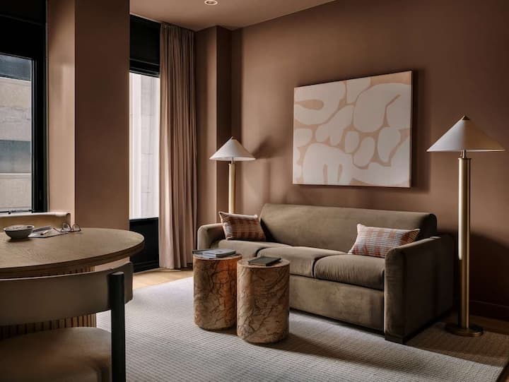 Kasa Lake Shore Chicago | One Bedroom King - Chicago
