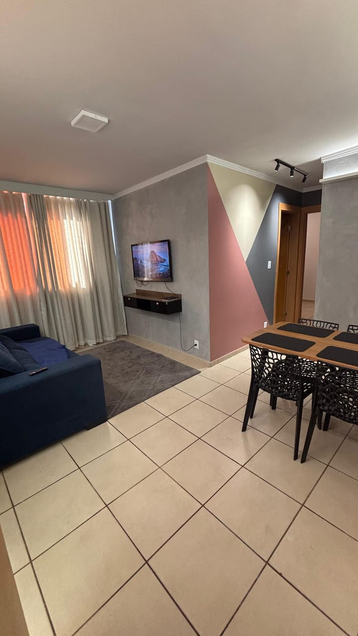 Apartamento Confortável Bem Localizado - Goiânia