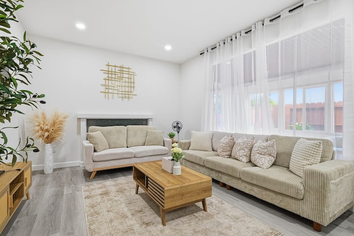 Spacious 3br Gem In Fremont/ Wifi&free Parking - Fremont, CA