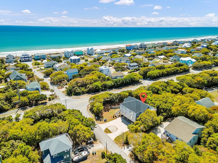 Hot Tub, Elevator, 3 Ensuites, Dogs Ok! - Emerald Isle, NC