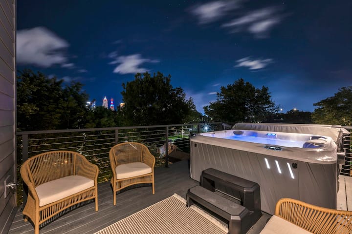 Luxury Rooftop Spa Retreat W/ Hot Tub + Sauna | Sl - Cleveland, OH