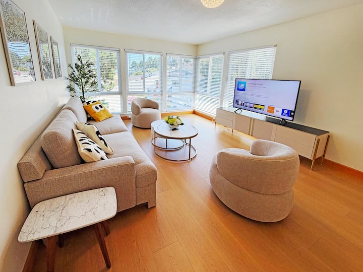 Modern San Bruno Home | Near Sfo, Youtube & Coast - San Bruno, CA
