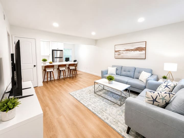 Porter Tide | Coastal Retreat - Ocean Springs, MS