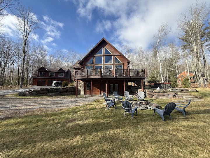 Catskill Mountain House - Main & Carriage House - Windham, NY