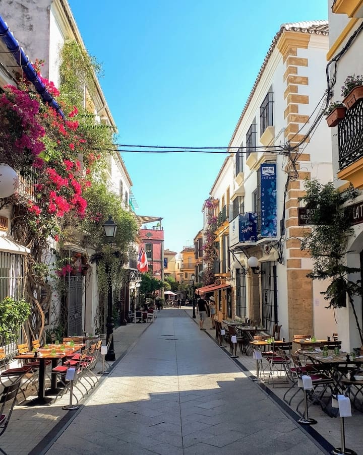 Marbella Che Bella! - Marbella