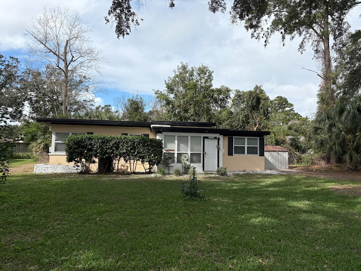 Private House On Sounthside (Jacksonville) - Jacksonville, FL