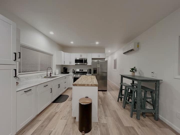 3br Sinks Canyon Adventure Basecamp - Lander, WY